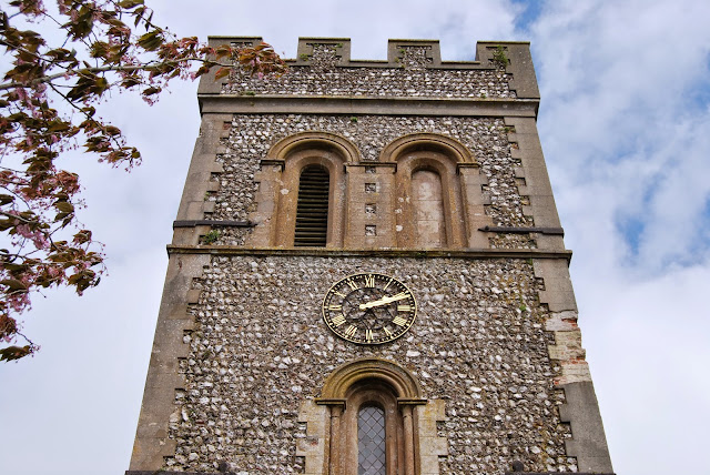Days out in Sussex - A Country idyll and an abundance of lilac in ...