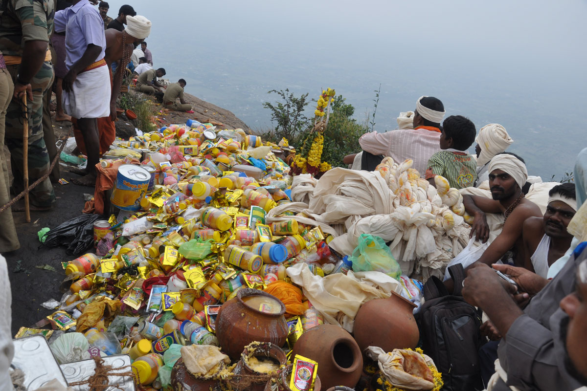 Deepam 2012 Ghee Offerings - ARUNACHALA GRACE