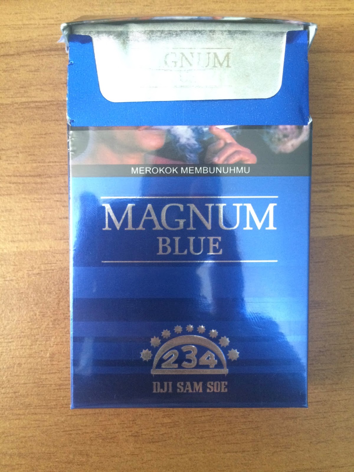 Dji Sam Soe Magnum Blue, SKM Light Mild pertama dari Dji Sam Soe