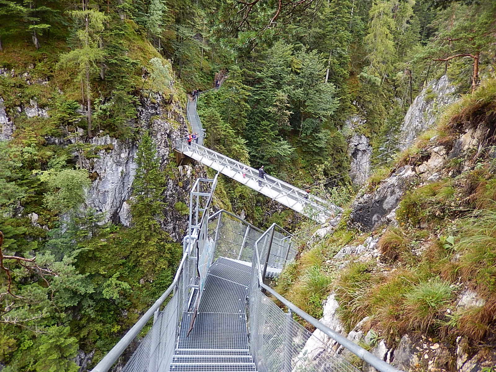 Der Wanderfreund: Wanderung Mittenwald Leutascher Geisterklamm ...