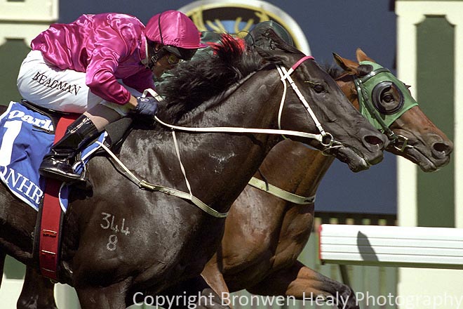 And the crowd roared "Go Lonhro, Go!!!!"