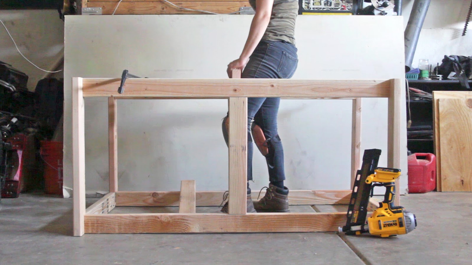 Double Ended Flip-Top Workbench Plans - Video Tutorial | Pneumatic Addict