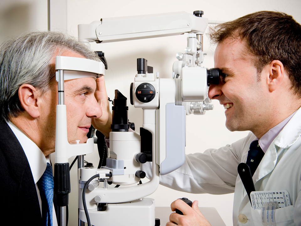 HOSPITAL SEDNA : Nuestros oftalmólogos especialistas podrán atenderle ...