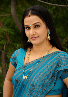 CINEGOER PICS: Apoorva New Stills