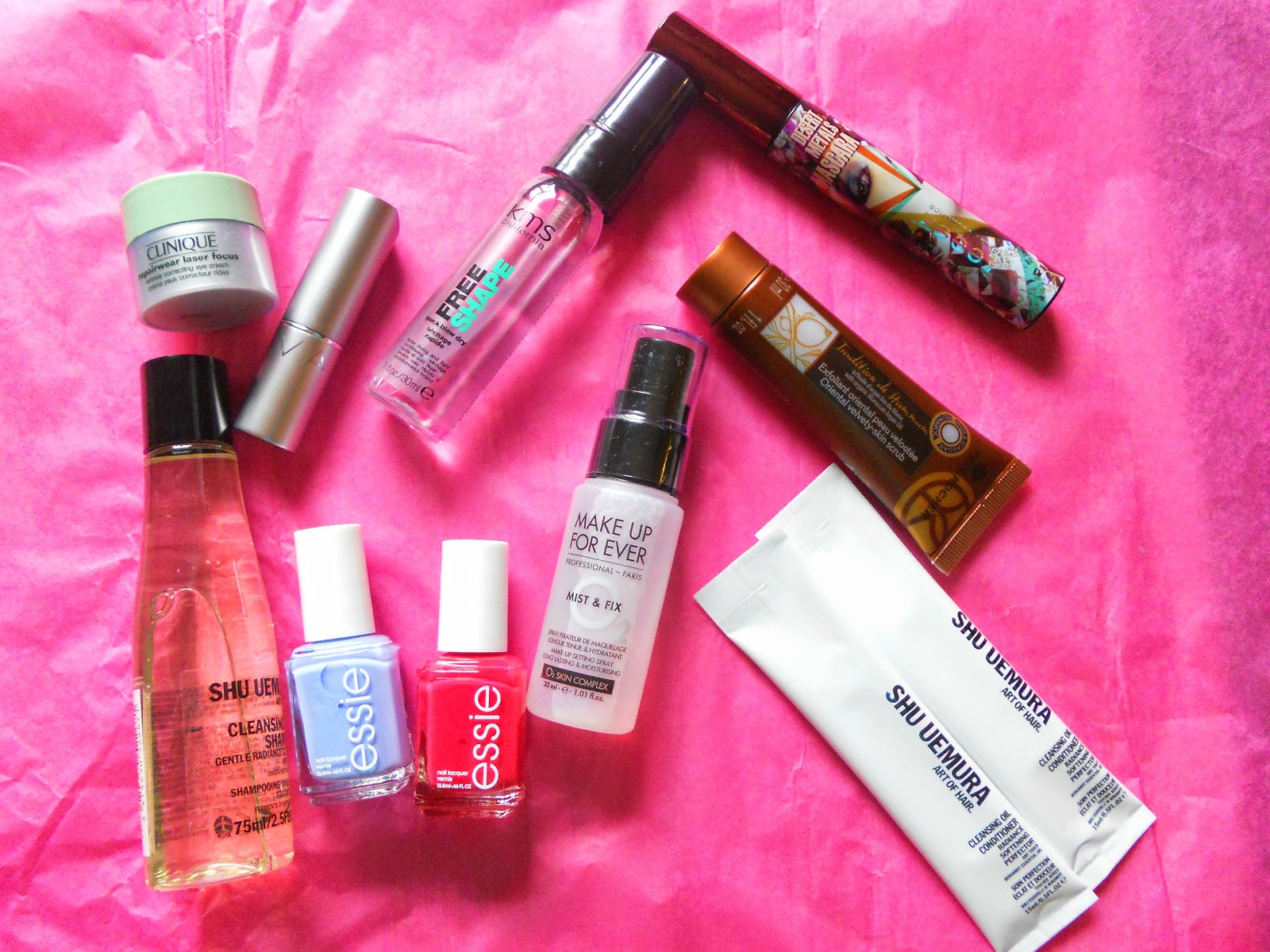 Nerdy Girl in a Beauty World: Limited Edition Lou Lou Box By Top Box!