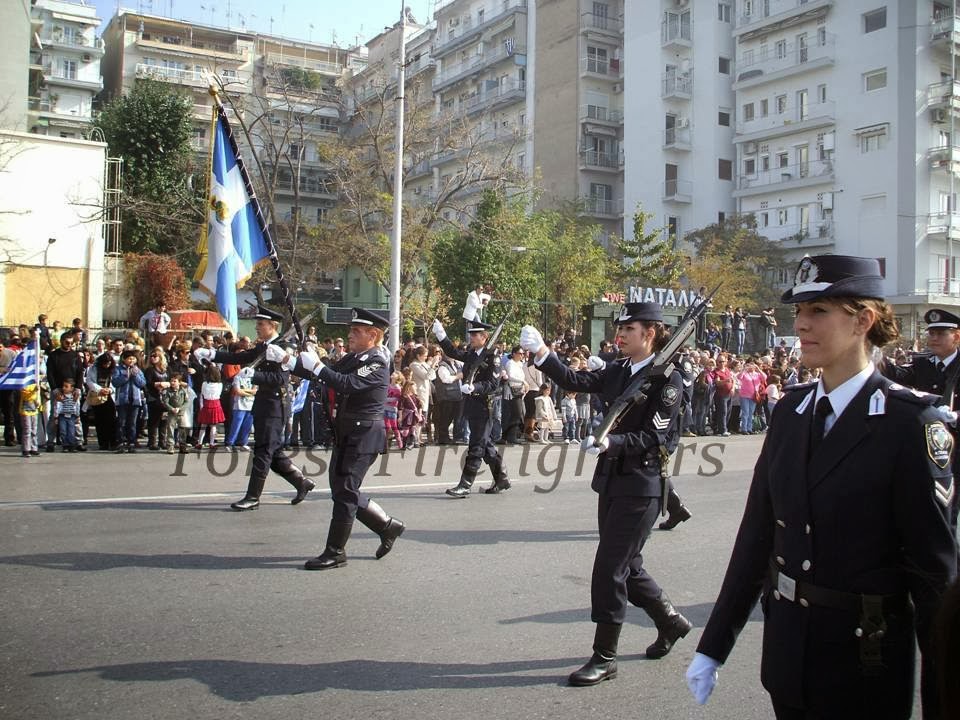 ΦΩΤΟ: ΟΙ ΑΜΑΖΟΝΕΣ ΤΗΣ ΠΑΡΕΛΑΣΗΣ...!!! ΕΛΛΗΝΙΔΕΣ ΓΥΝΑΙΚΕΣ ΣΕ ΤΖΙΠ ...