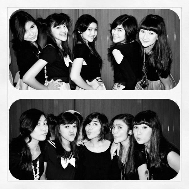 farah.com: Biodata Personil Blink