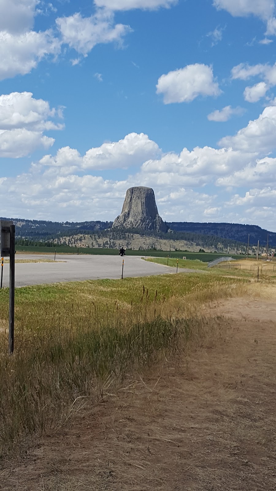 Life Rocks When Your Living Room Rolls: Travel to Rozet, WY