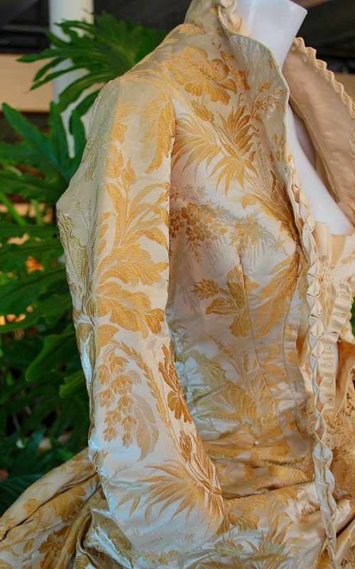 All The Pretty Dresses: Natural Form Era Cream and Gold Dress