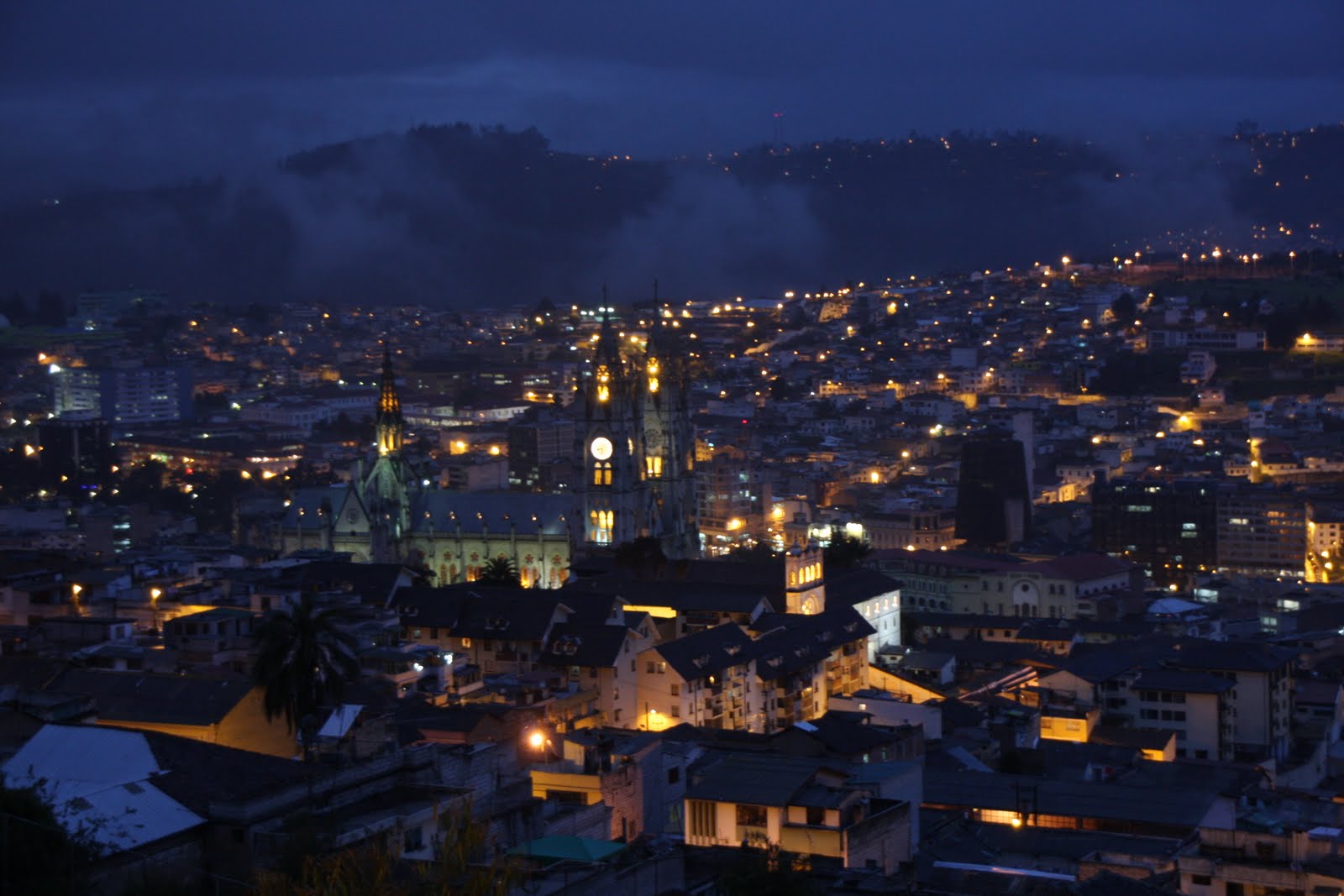 Grasshopper Viewpoints: Quito, Ecuador At Night
