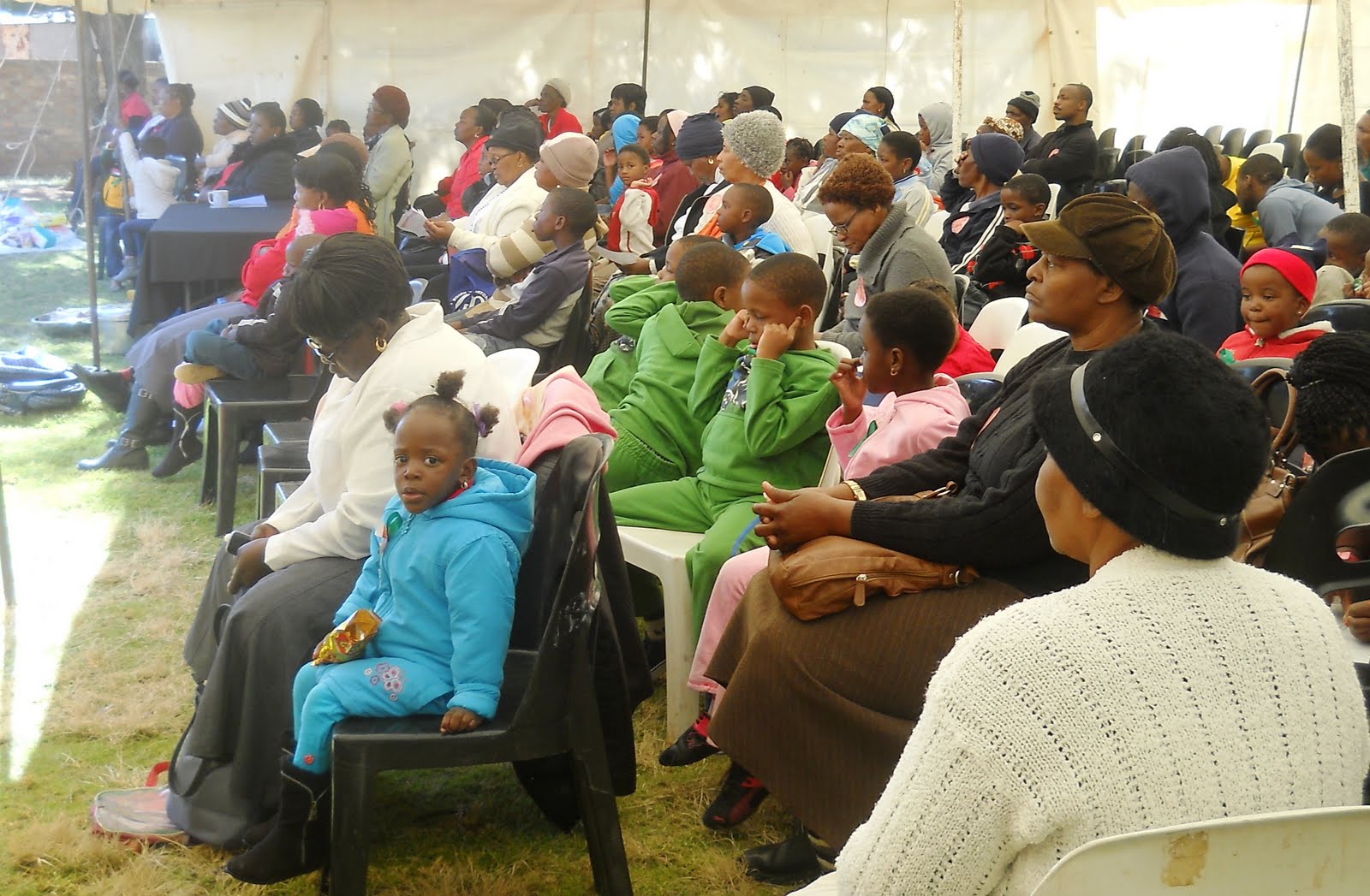 SITHOLE EXPRESS: Young People Ensure Children Have Food & Clothes This ...