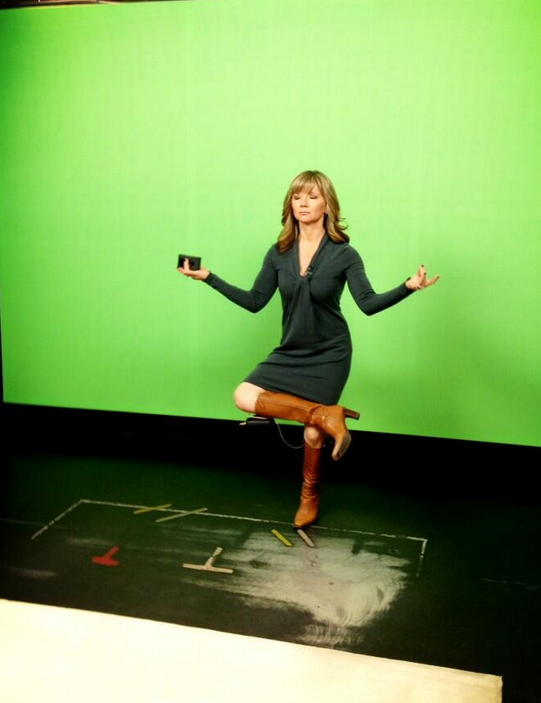 THE APPRECIATION OF BOOTED NEWS WOMEN BLOG : May 6, 2013