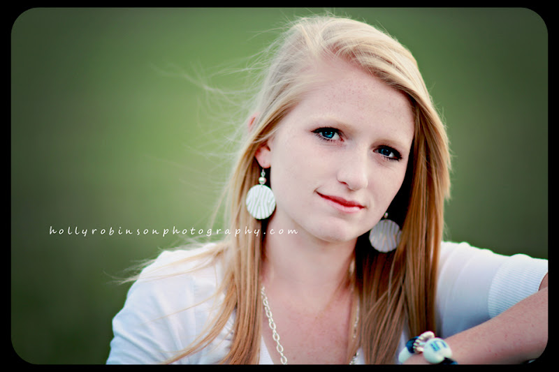 Holly Robinson Photography