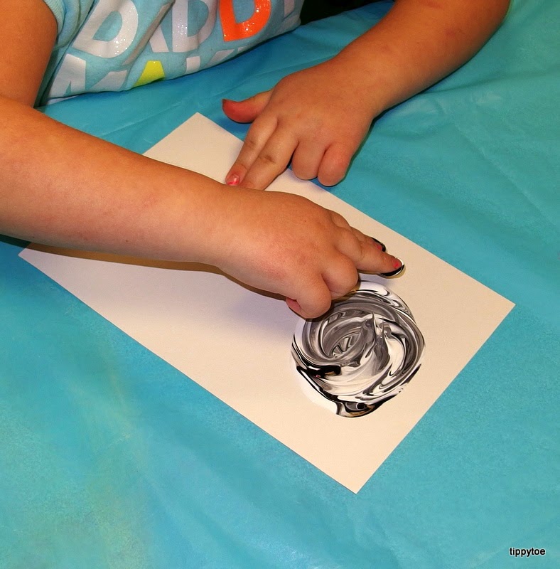 Tippytoe Crafts: Angry Tornadoes
