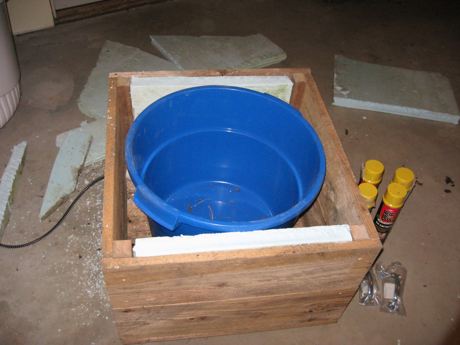 The Dancing Donkey: DIY water tub (Part 2)