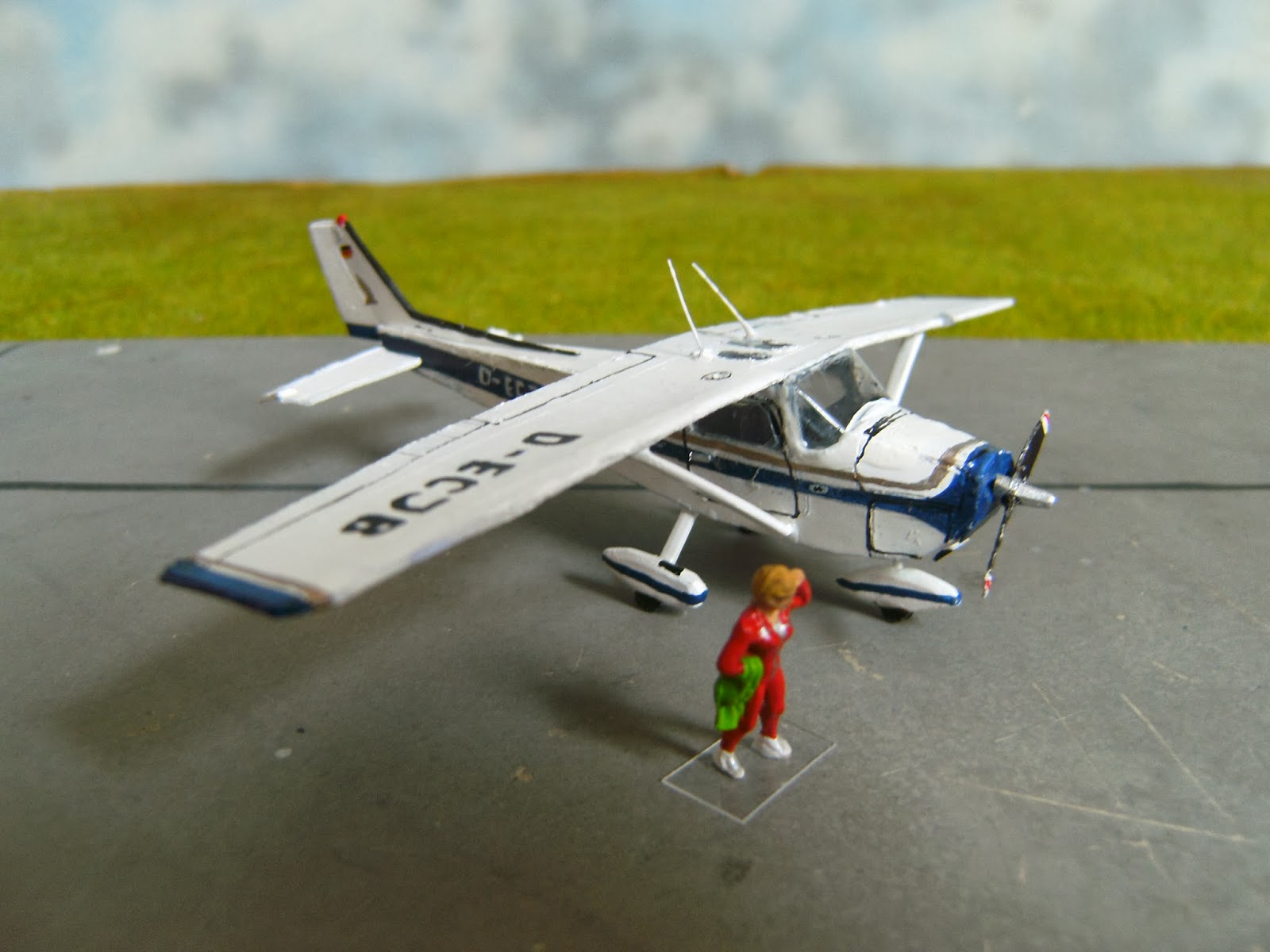 Happyscale-Modellbau: Cessna 172 Skyhawk - papermodel 1/72