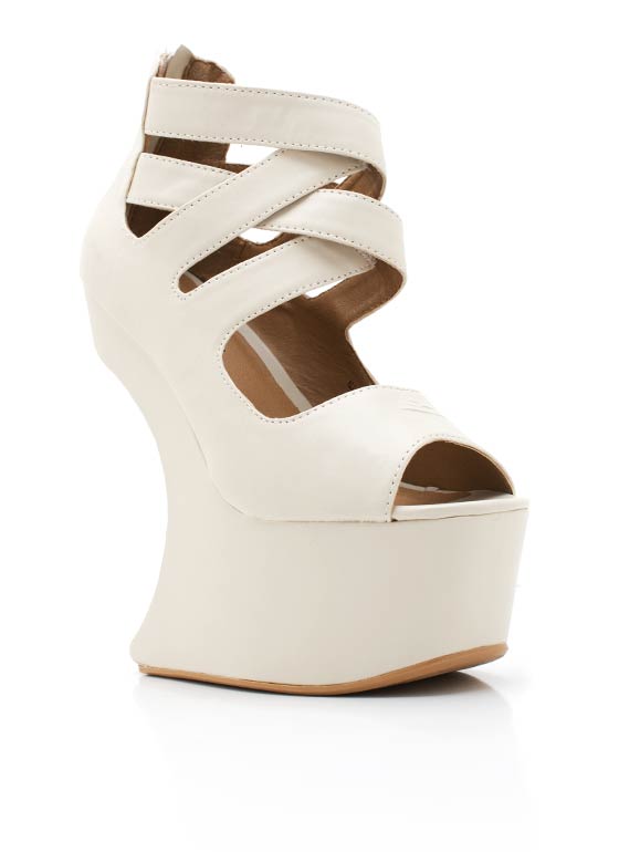 [UPDATE] Gaga inspired heel-less wedges. - SAMTYMS