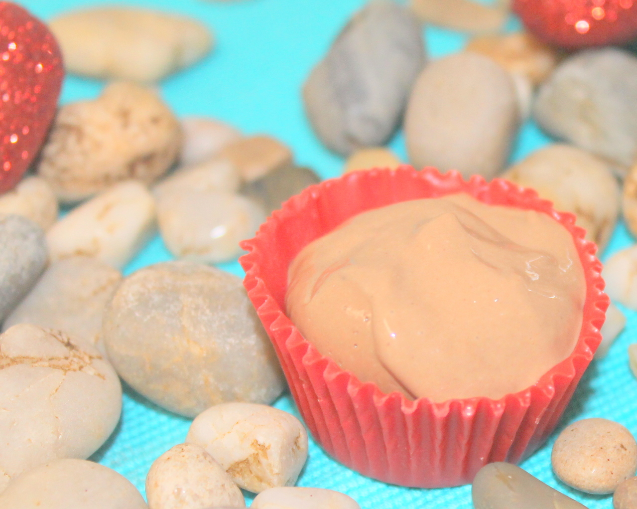 VineelaSiva: How to make Chocolate edible cups