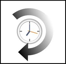 ¿Por qué...? Las agujas del reloj giran hacia la derecha... ~ LA TRASTOTECA