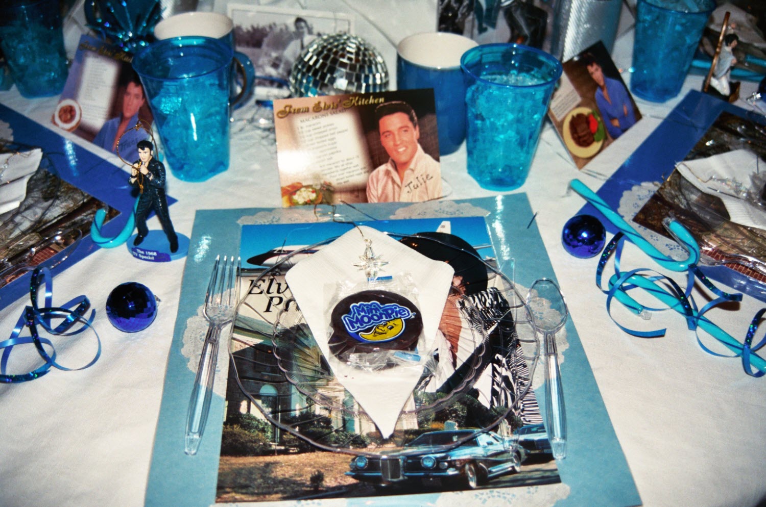 A Cook and Her Books: Christmas tablescapes