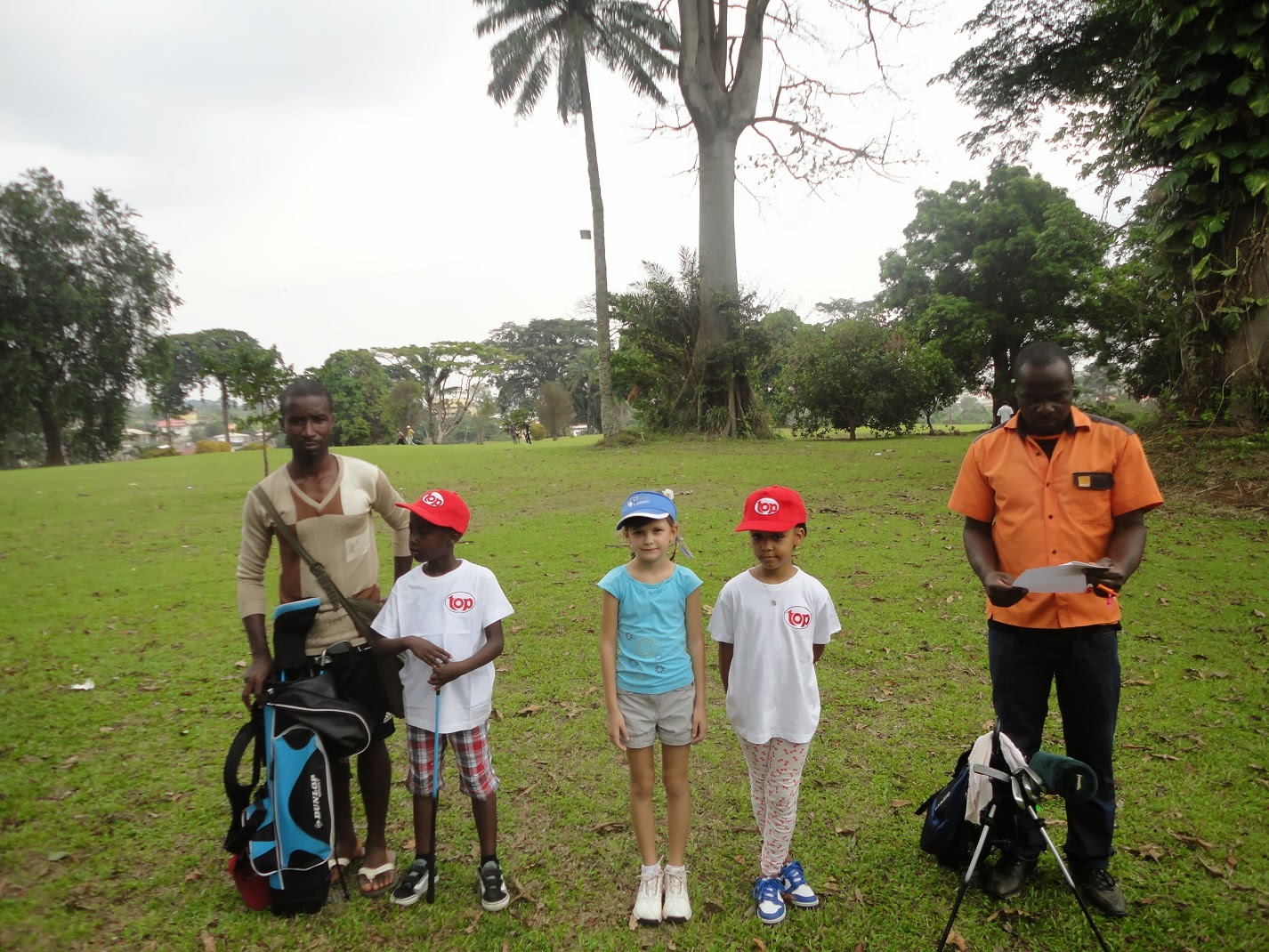 ECOLE DE GOLF - GOLF CLUB DE YAOUNDE, CAMEROUN: Déroulement de la ...