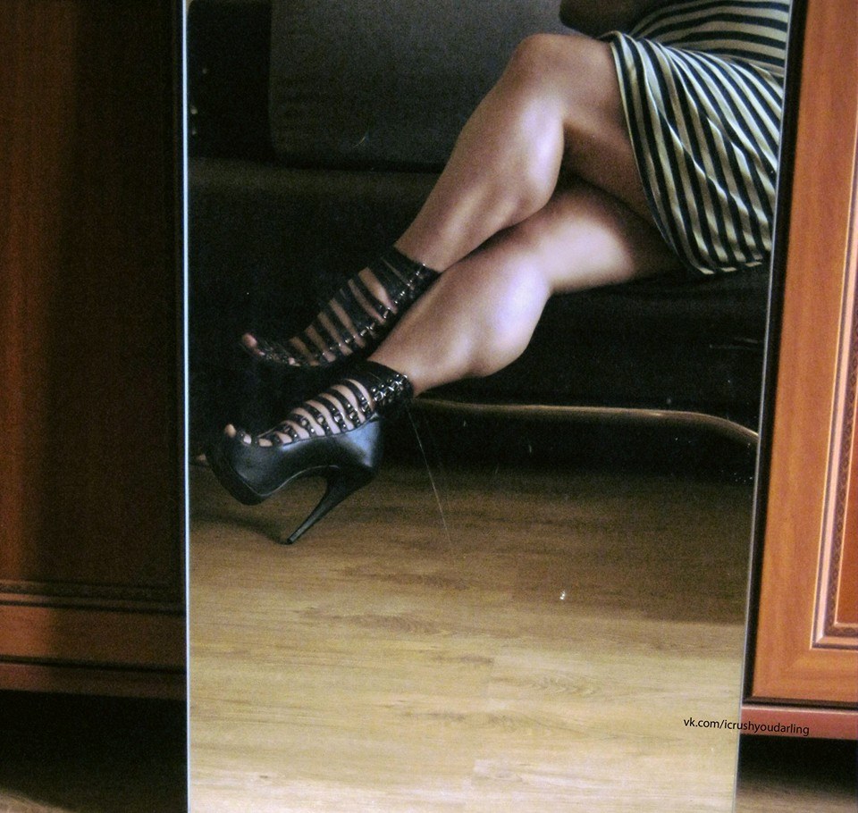 Her Calves Muscle Legs Her Big Calves