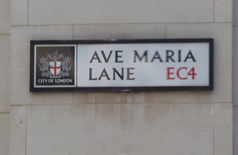 Kittling: Books: Our Wee Trip to the UK, Chapter 5