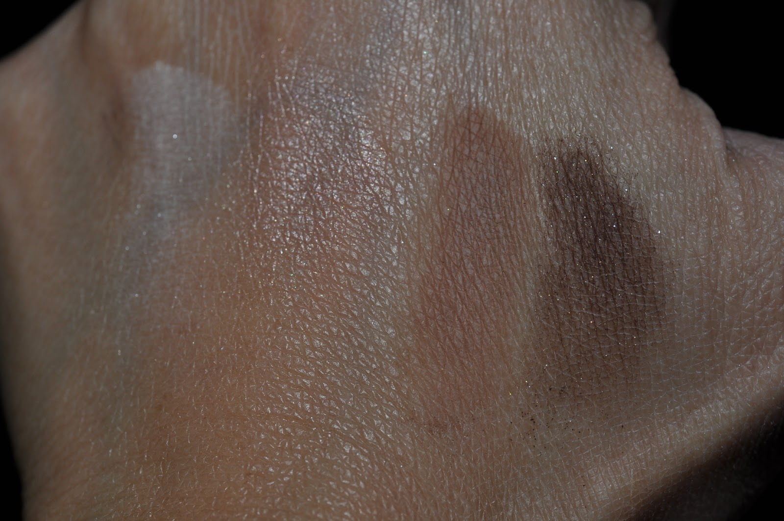 Simply Vera Wang Accent on Eyes Neutral and Smokey Plum Kits Swatches ...