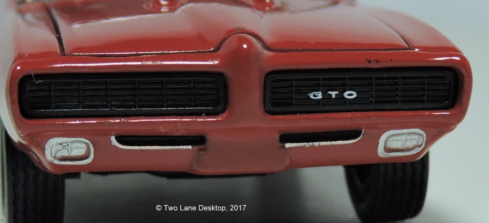 Johnny Lightning 1973 Pontiac GTO and M2 Machines 1969 Pontiac GTO