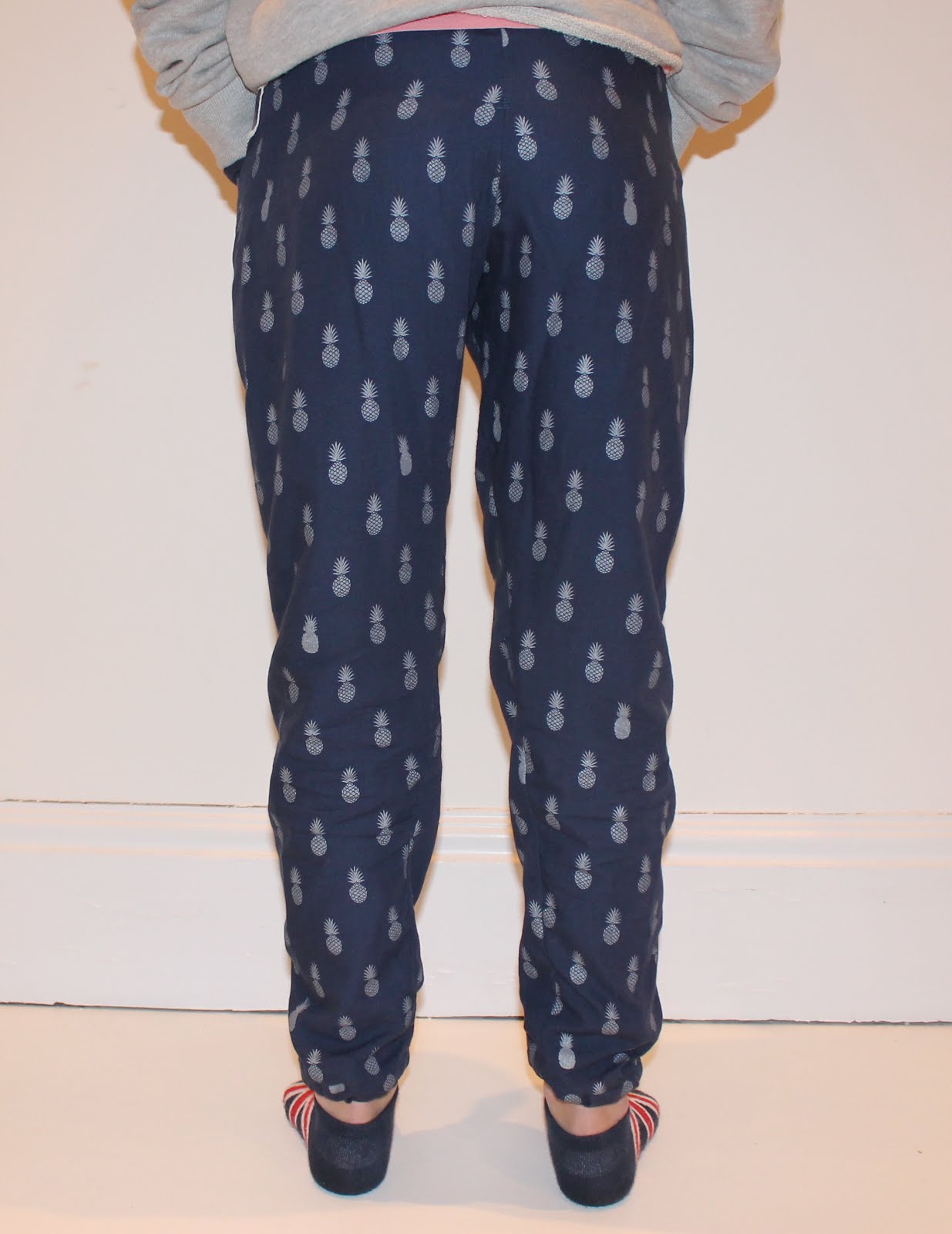 Lets Get Sewing: Another Pair of Pineapple Trousers