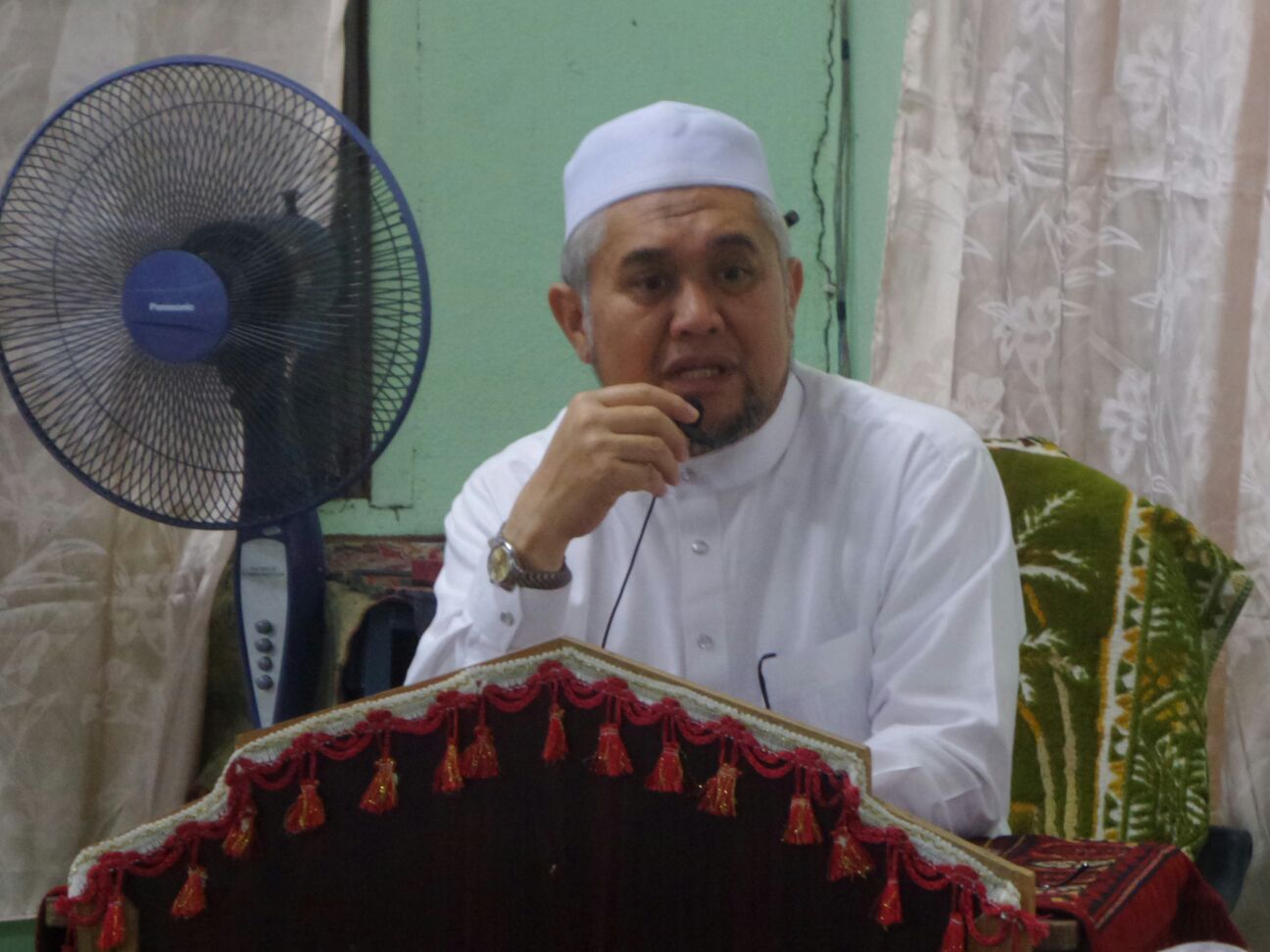 DIALOG ISU SEMASA PERINGKAT PAS KAWASAN LENGGONG ~ Haji Razman Zakaria