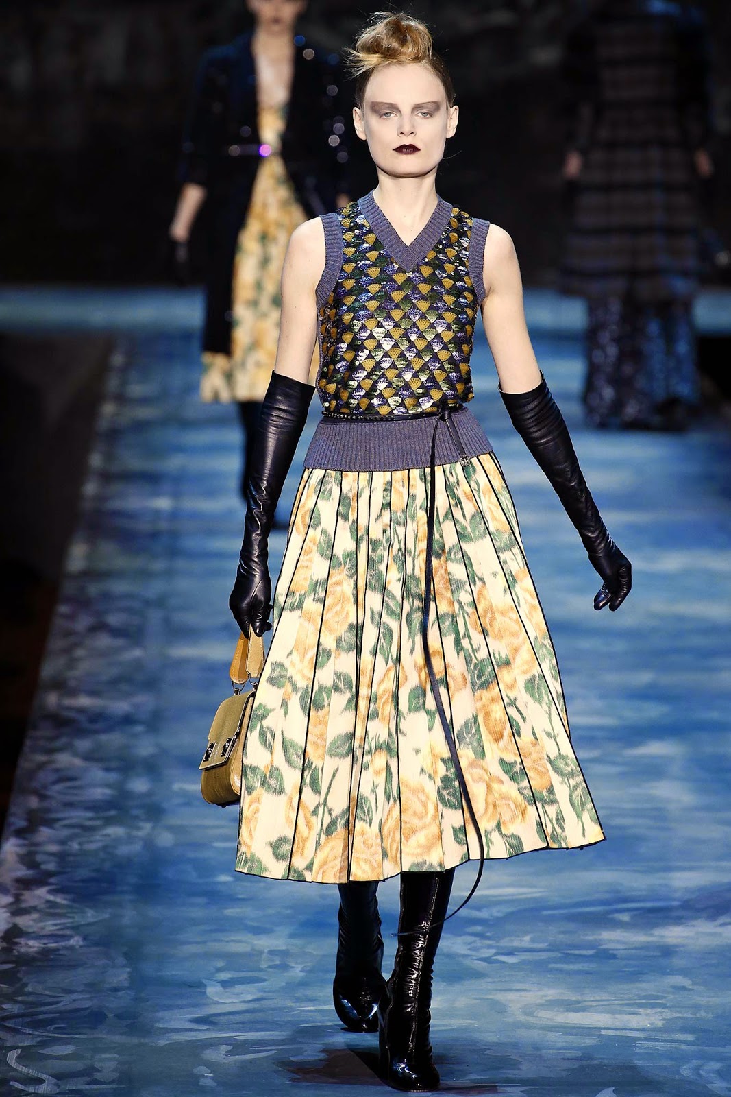 FASHIONFRENICOS: Marc Jacobs esta de vuelta!