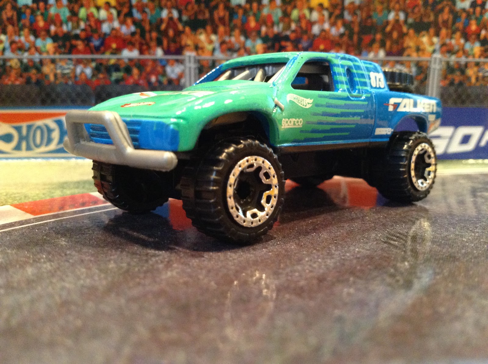 JULIAN'S HOT WHEELS BLOG: Toyota Off-Road Truck (2017 HW Speed Graphics ...