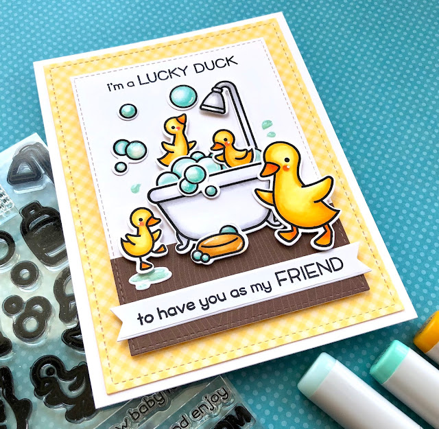 The Queen's Scene: Rub-A-Dub-Dub - Day 1 Card Series - CTD528