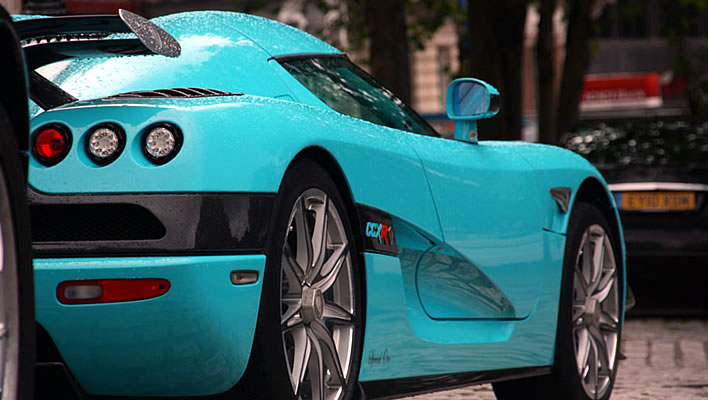 Autos color turquesa - Nazareth Black