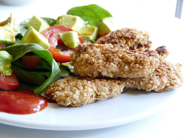 Kitchen & Bakery.: Oatmeal Chicken Nuggets.