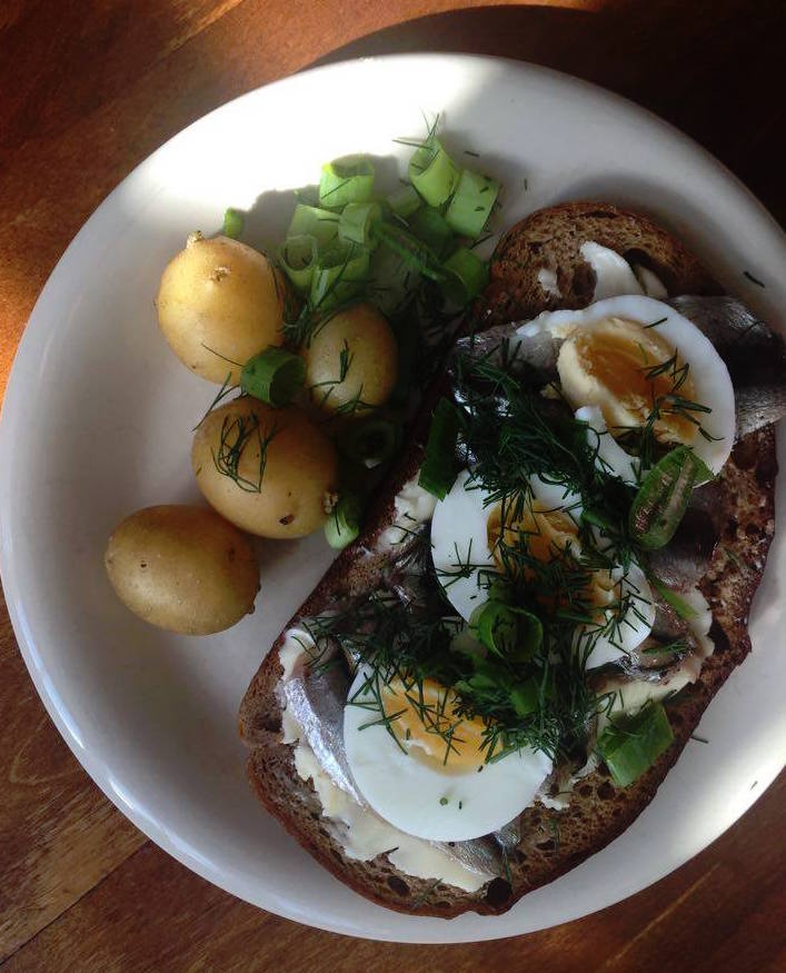 Spetsialisti toidublogi: Peatükk 7: Võileib keedumunadega, kiludega ja ...