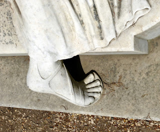 Cynful Musings: The Angel of Grief