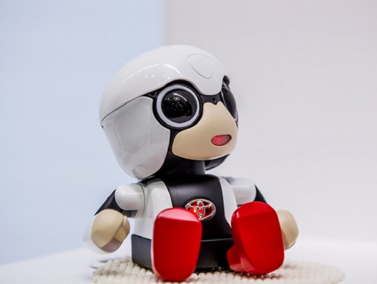 Meet Toyota's Kirobo Mini: This $400 Baby-Like Robot Can Respond To ...