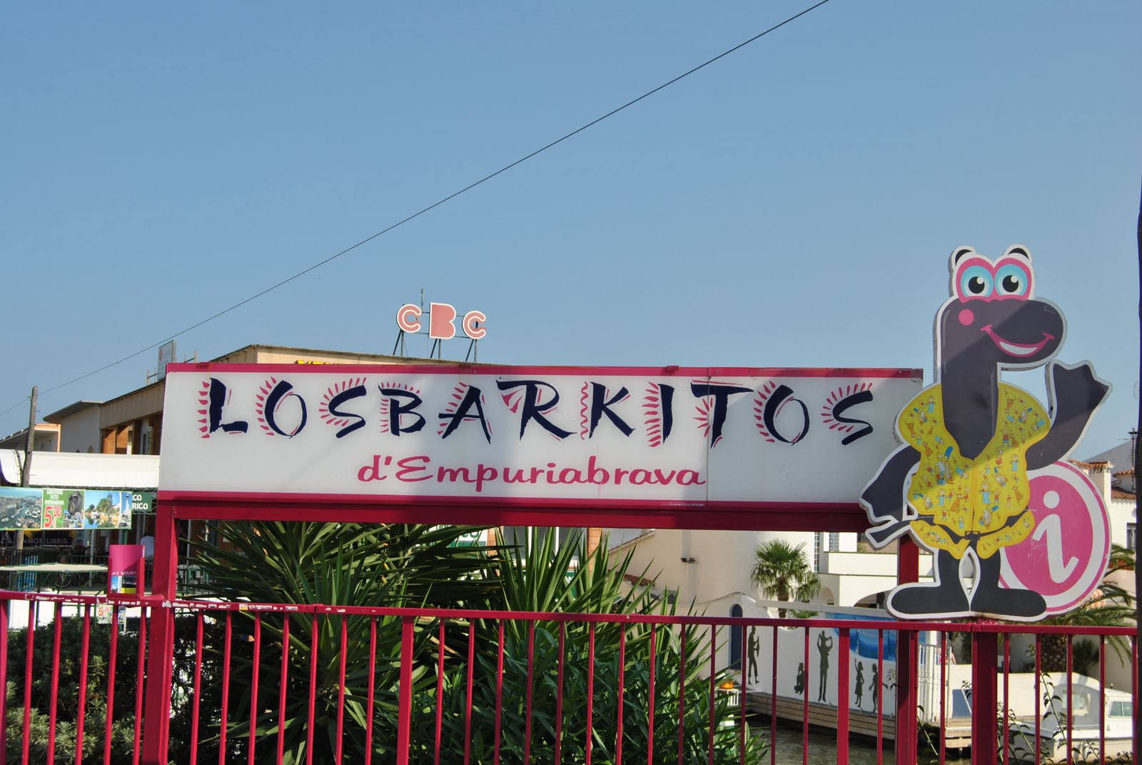 Vacaciones Costa Brava: Empuriabrava.... Los Barkitos... Recorriendo ...