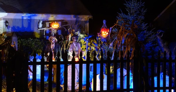 Village Mire :: Halloween Haunted House Cape Cod: YARD HAUNT