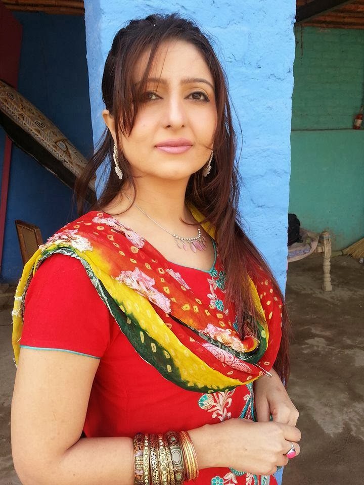 World Sindh: Sindhi TV Models And Actress Photos.