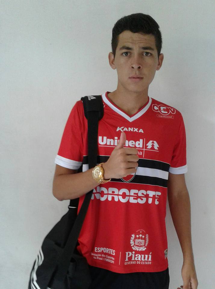 Fazendo história: Rodrigo Ronaldo é o primeiro jogador de Sussuapara a ...