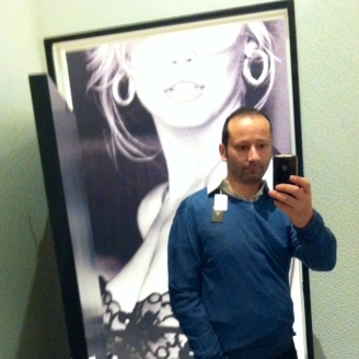 Victraders.com: Photo Caption Competition