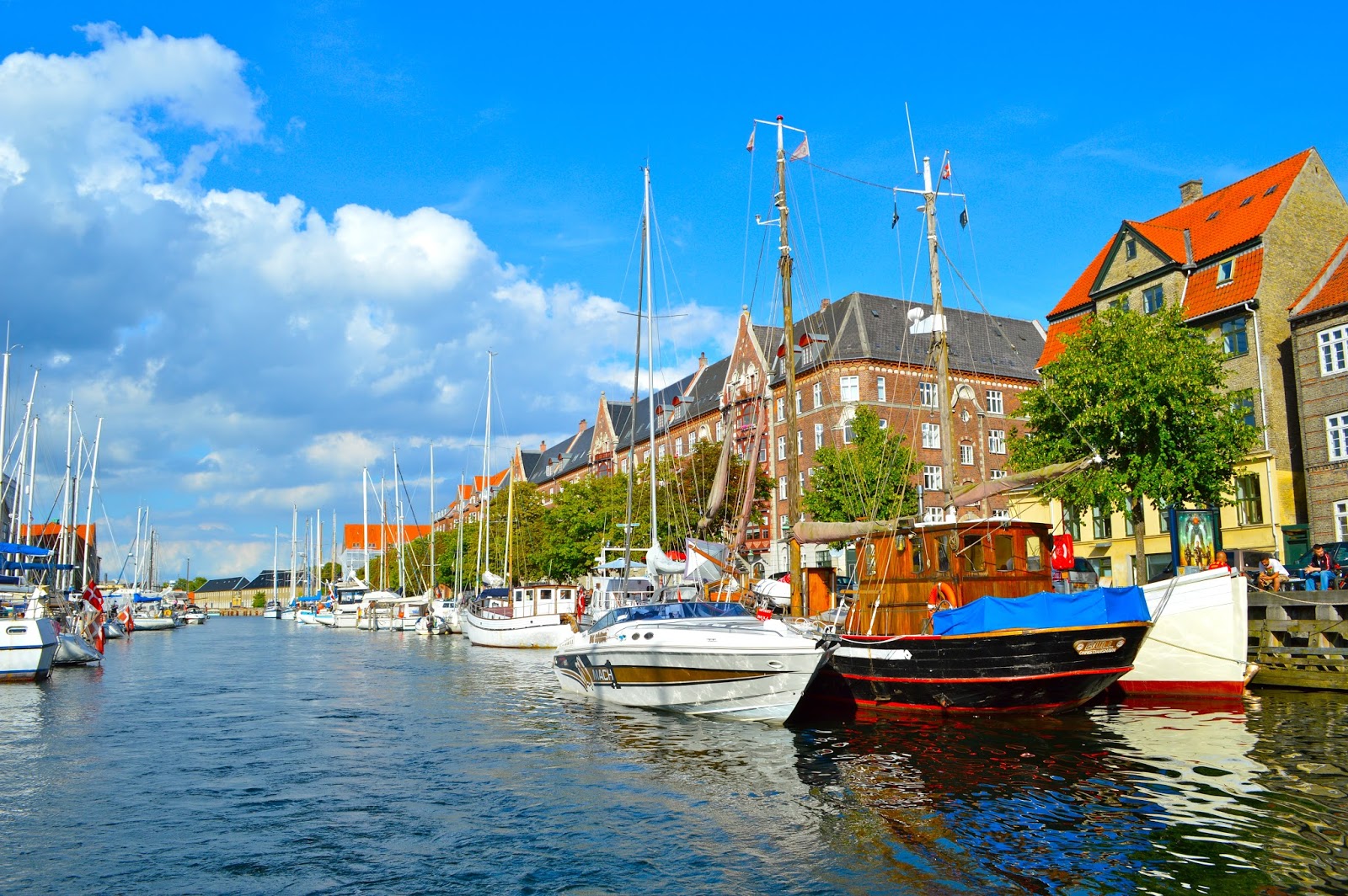 We Miss You Maxi: Copenhagen by Boat (Kobenhaven)