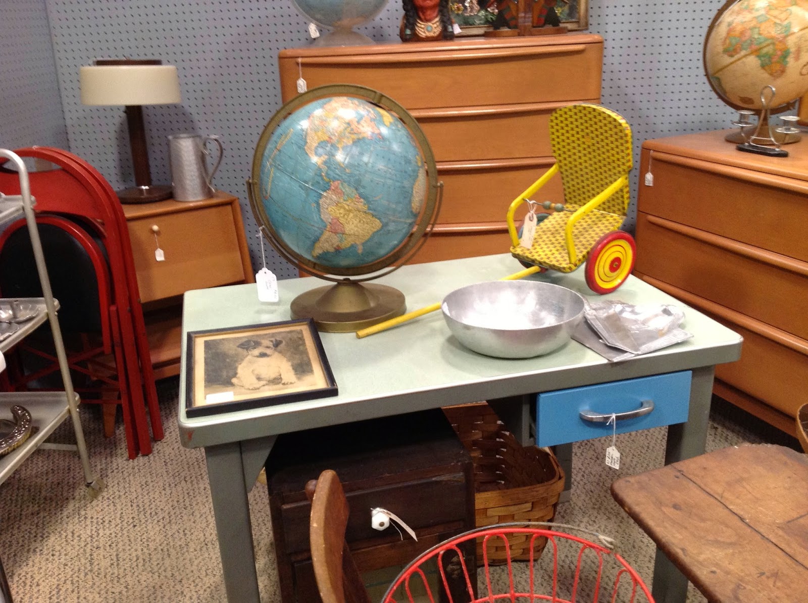 C. Dianne Zweig - Kitsch 'n Stuff: The Story of The Junk Life Cycle