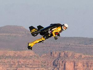 Action Man to fly a jet speed of 220 KMH | Top HOTS News