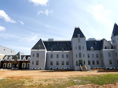 Château Pensmore in Highlandville, MO : 2015 Update Story of Pensmore ...