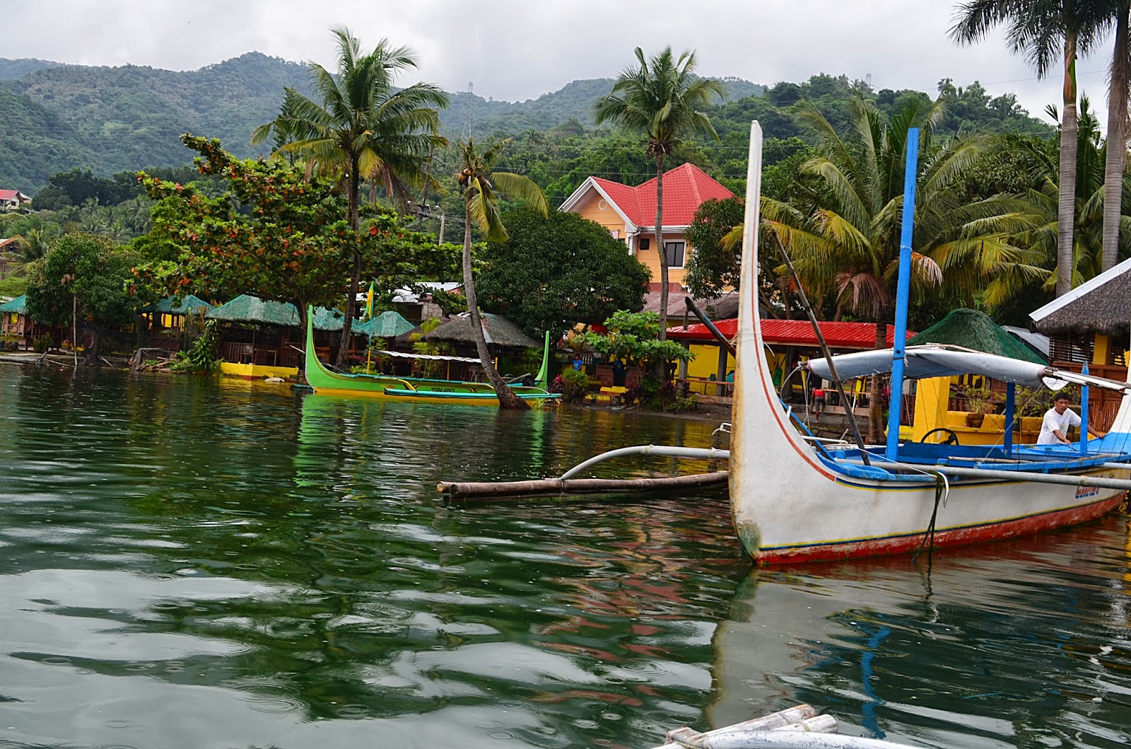 Destination: Tagaytay and Taal Volcano (Philippines)