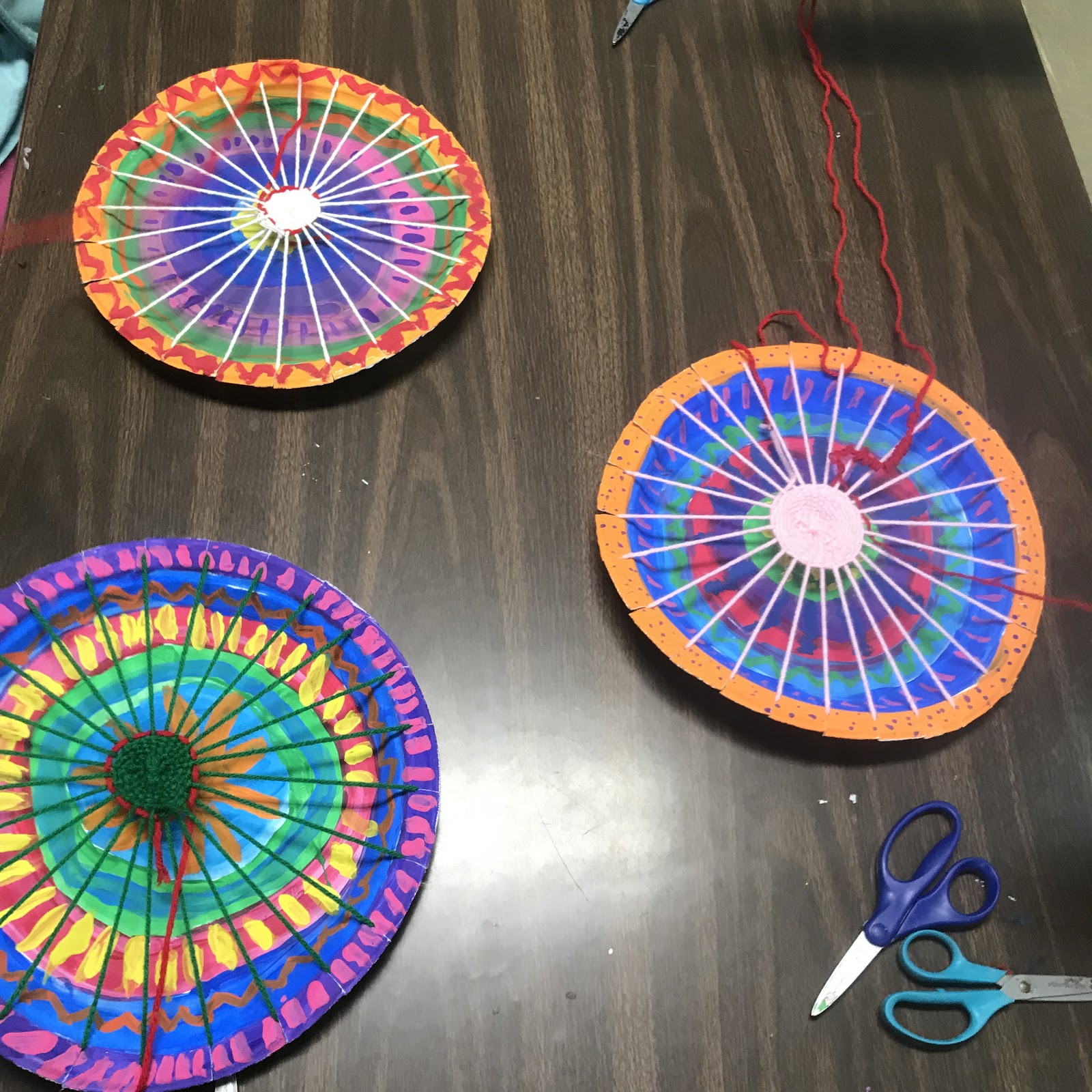Elements of the Art Room: 3rd Grade Paper Plate Circle Weaving